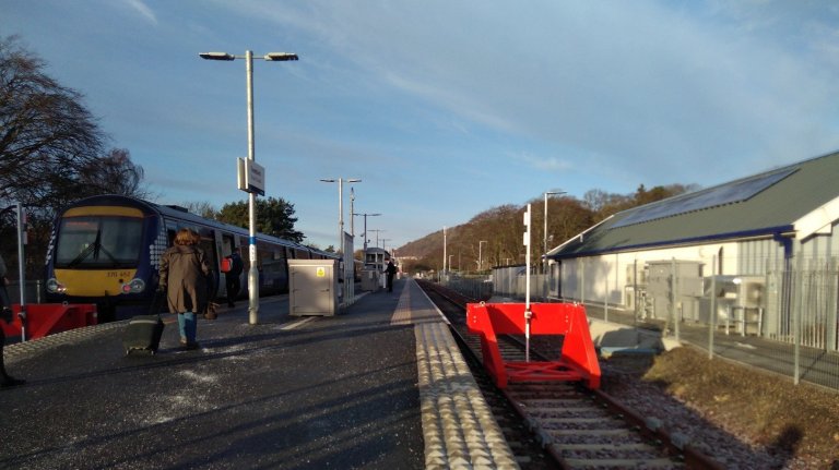 Tweedbank Station to Melrose, walking the Scottish Borders – Walking ...